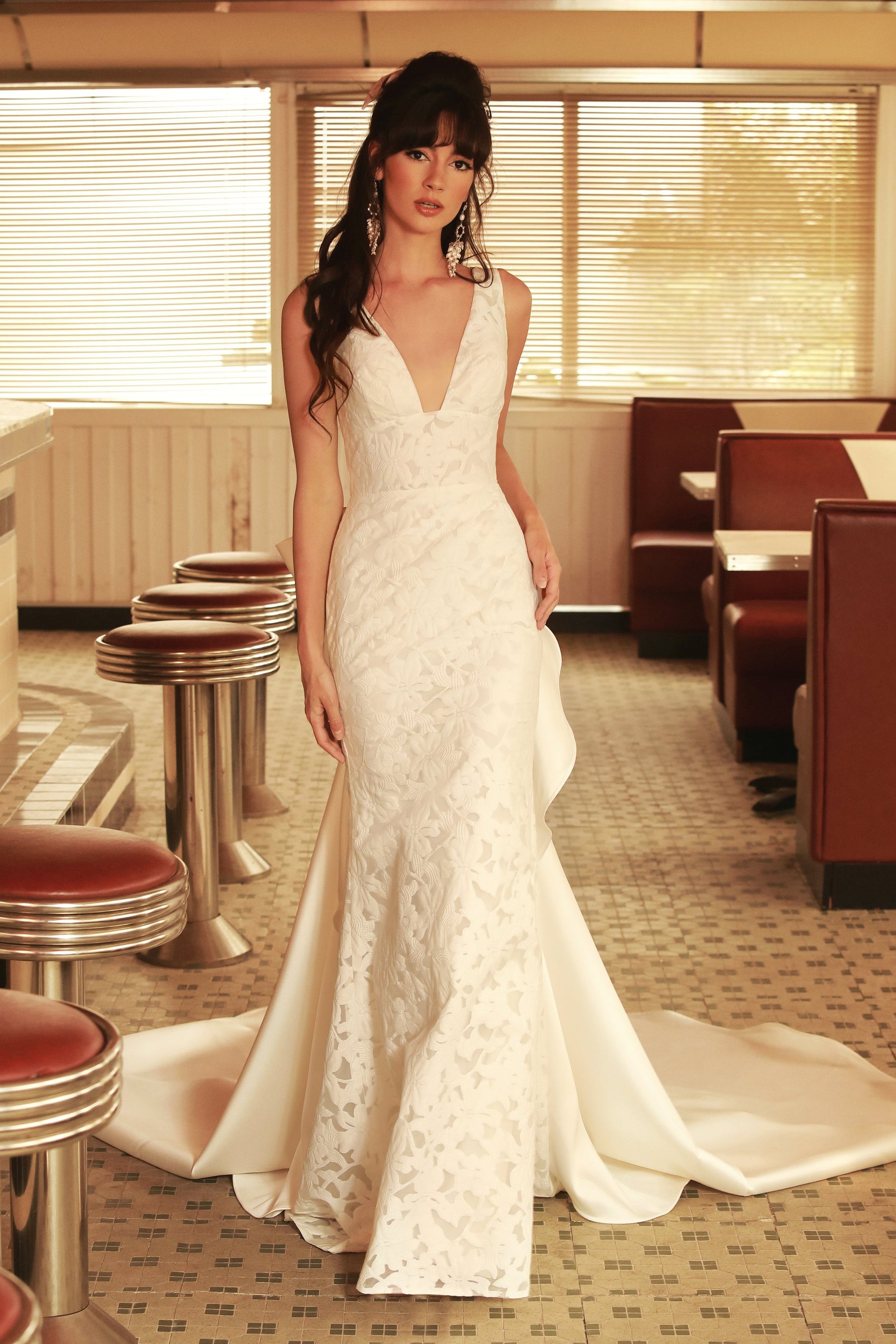 Cybil by Dany Tabet – The White Flower