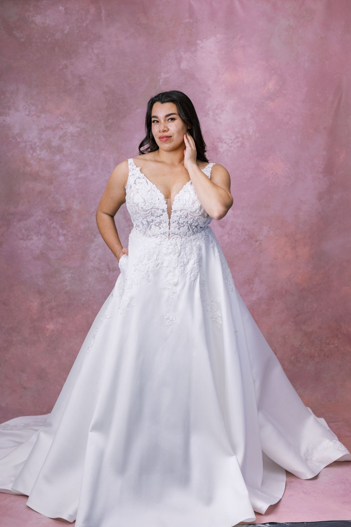 1075 Plus Size by Martina Liana - Classic Wedding Dress with Formal ...